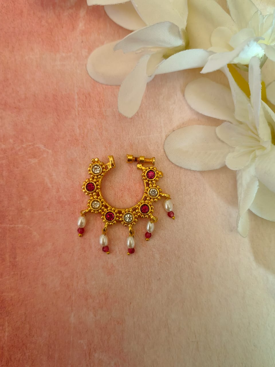 Non Piercing Screw Press Nose Pin – PRAAGNEEK