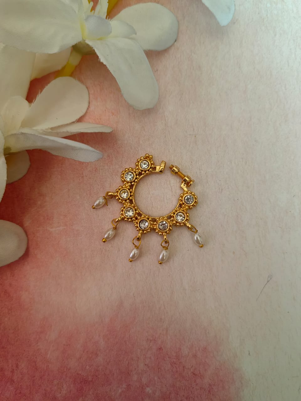 Non Piercing Screw Press Nose Pin – PRAAGNEEK