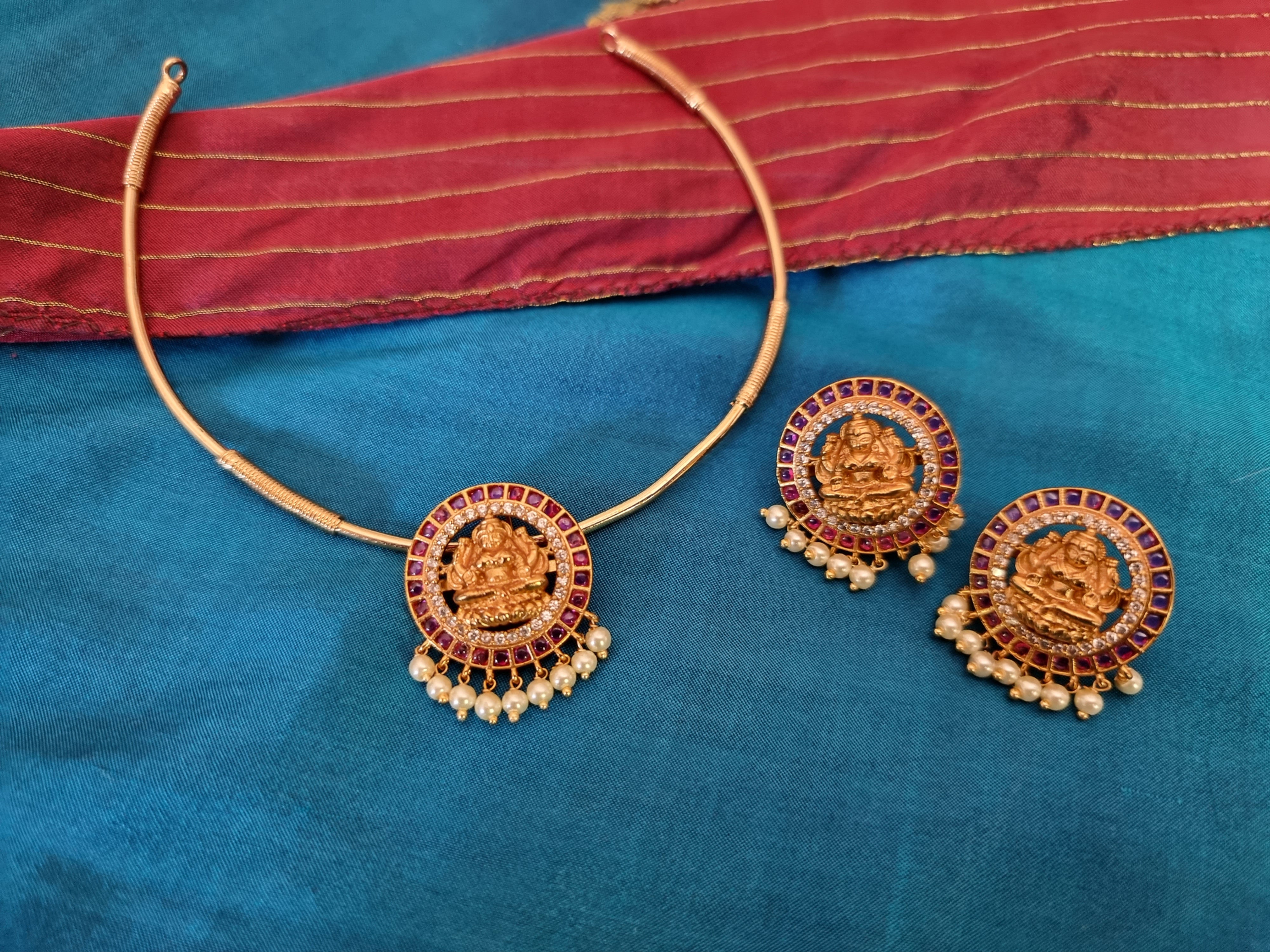 Hasli Set – PRAAGNEEK